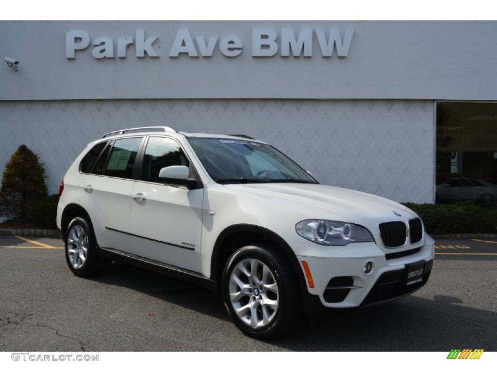 2013 Alpine White BMW X5 xDrive 35i Premium #107881232 Photo #4 | GTCarLot.com - Car Color Galleries