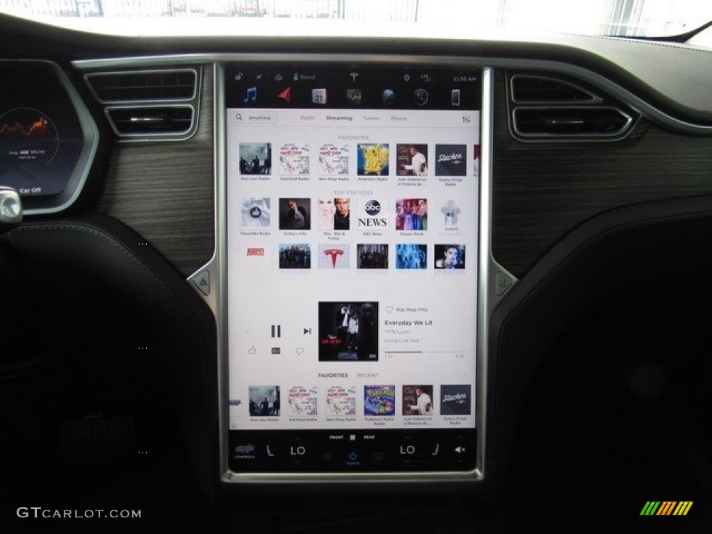 2016 Tesla Model X 75D Controls Photo #122364694 | GTCarLot.com 2016 Tesla Model X 75D Controls Photo #122364694 | GTCarLot.com