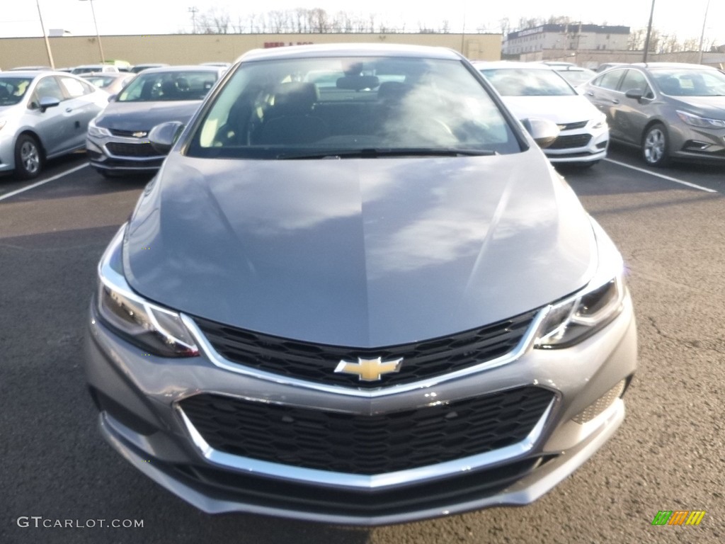 2018 Satin Steel Gray Metallic Chevrolet Cruze LT #126028861 Photo #7 ...