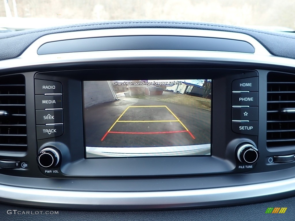 2020 Sparkling Silver Kia Sorento LX AWD #137516244 Photo #20 | GTCarLot.com - Car Color Galleries