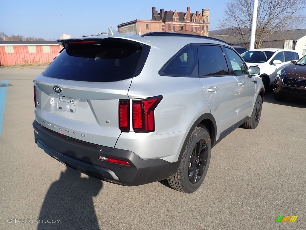 2021 Sparkling Silver Kia Sorento S #140460535 Photo #2 | GTCarLot.com - Car Color Galleries