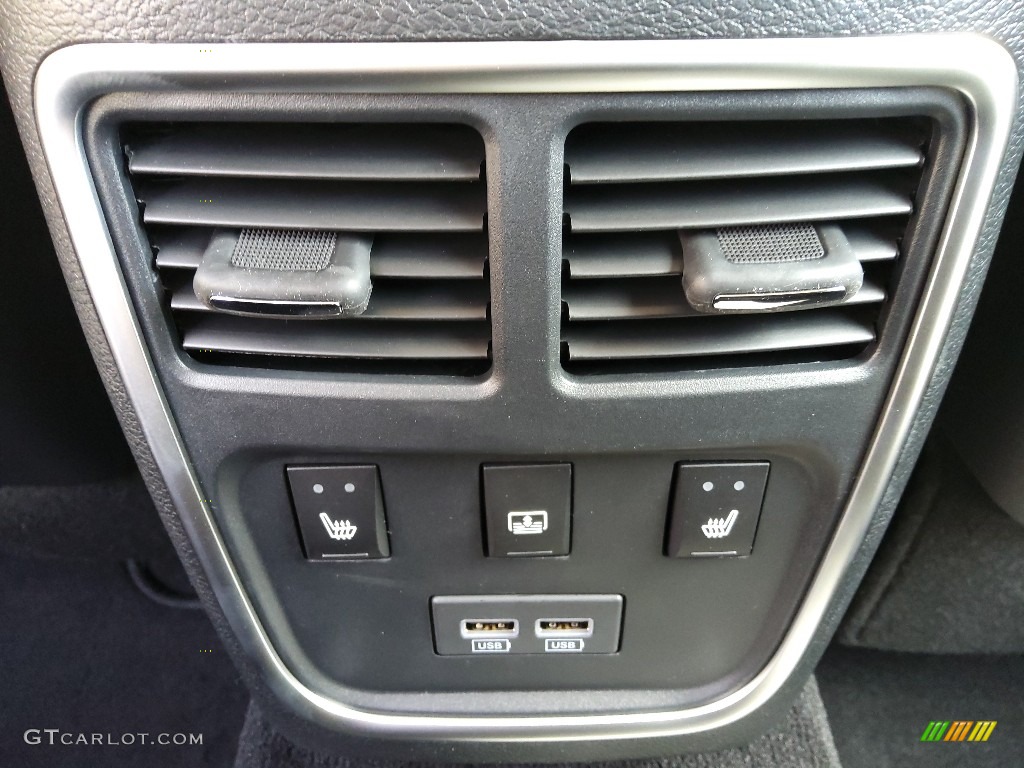 2022 Gloss Black Chrysler 300 Touring L AWD #143950428 Photo #14 | GTCarLot.com - Car Color ...