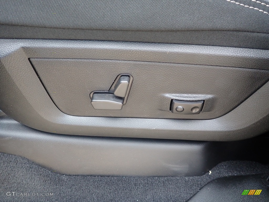 2022 Diamond Black Crystal Pearl Ram 2500 Big Horn Crew Cab Night Edition 4x4 #144662054 Photo ...