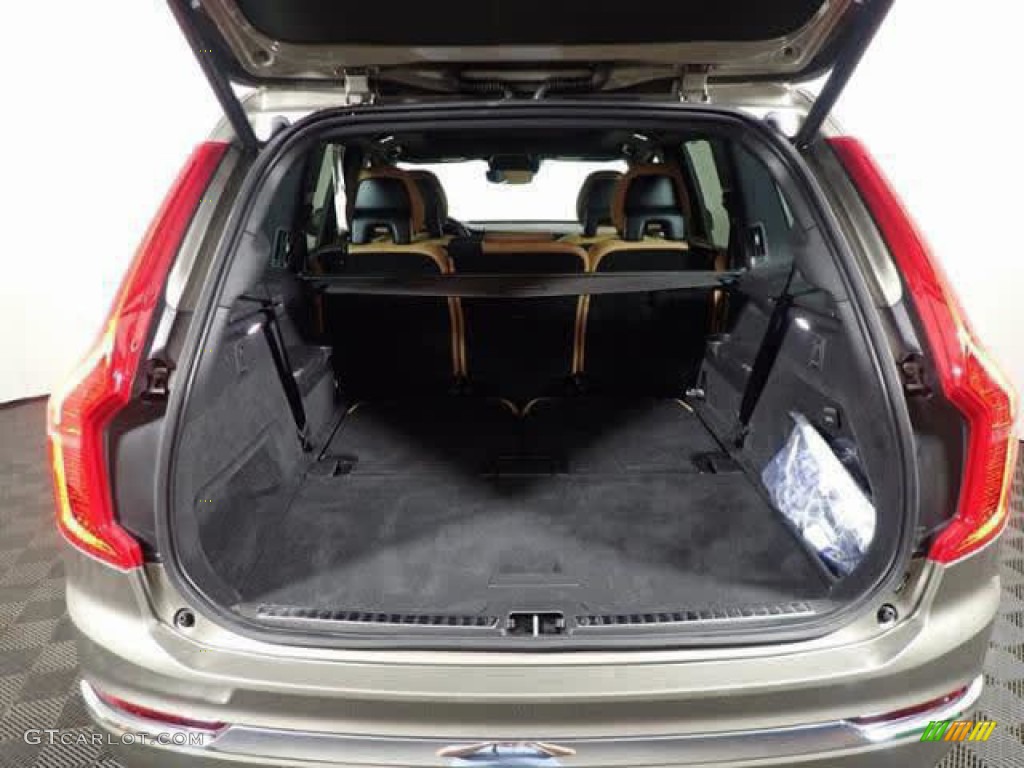 2022 Volvo XC90 T6 AWD Inscription Trunk Photos | GTCarLot.com 2022 Volvo XC90 T6 AWD Inscription Trunk Photos | GTCarLot.com