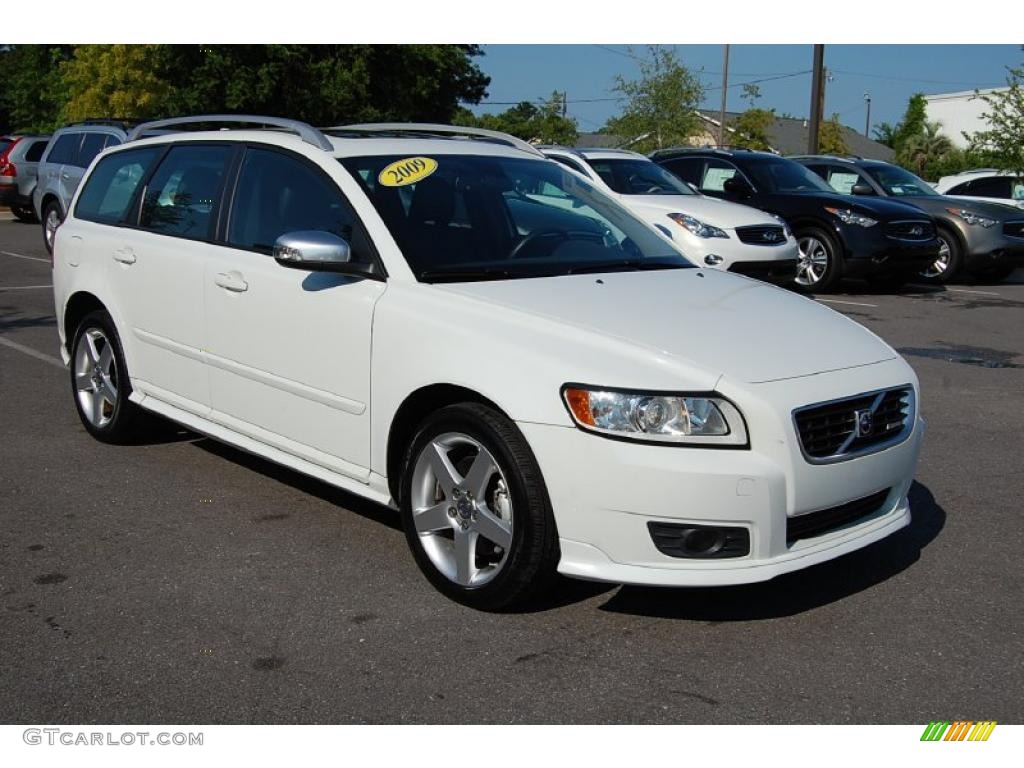 2009 Ice White Volvo V50 T5 R Design #31900789 | GTCarLot.com - Car Color Galleries