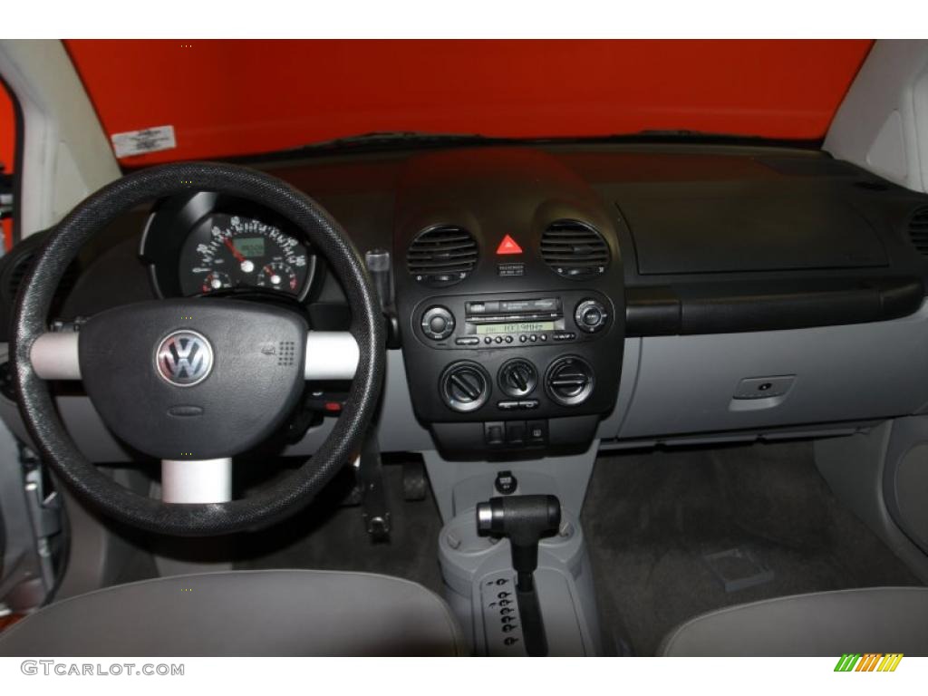 2004 Reflex Silver Metallic Volkswagen New Beetle GLS Coupe #42752890 Photo #5 | GTCarLot.com ...