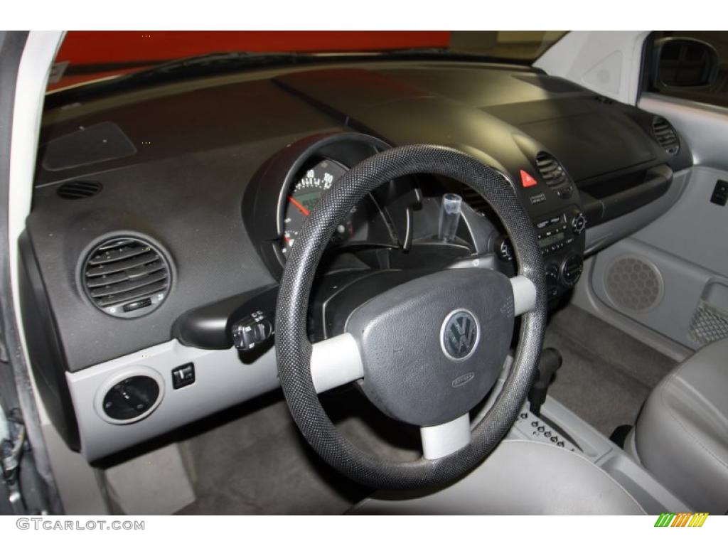 2004 Reflex Silver Metallic Volkswagen New Beetle GLS Coupe #42752890 Photo #10 | GTCarLot.com ...