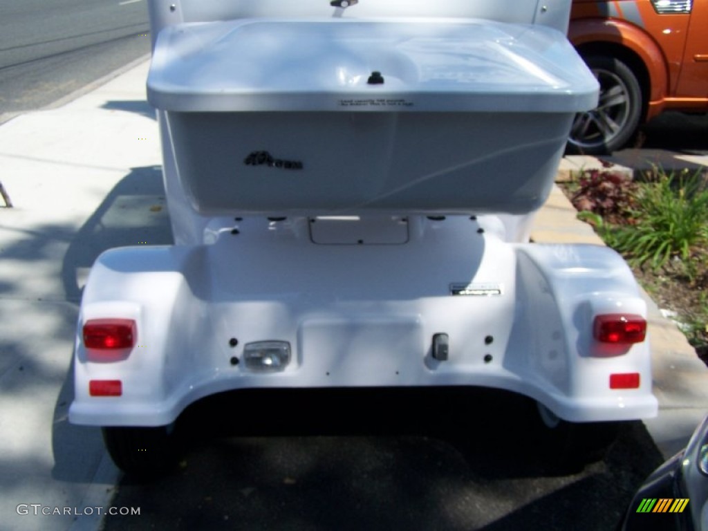 2011 Crystal White GEM E E4 4 Passenger Electric Car 51670141 Photo 7 2011-crystal-white-gem-e-e4-4-passenger-electric-car-51670141-photo-7